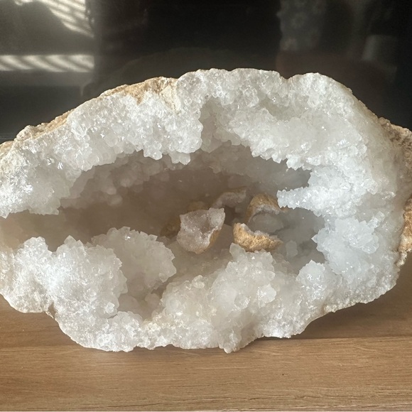 Accents | Stunning White Crystal Geode Quartz Tower And Rhodonite Palm ...